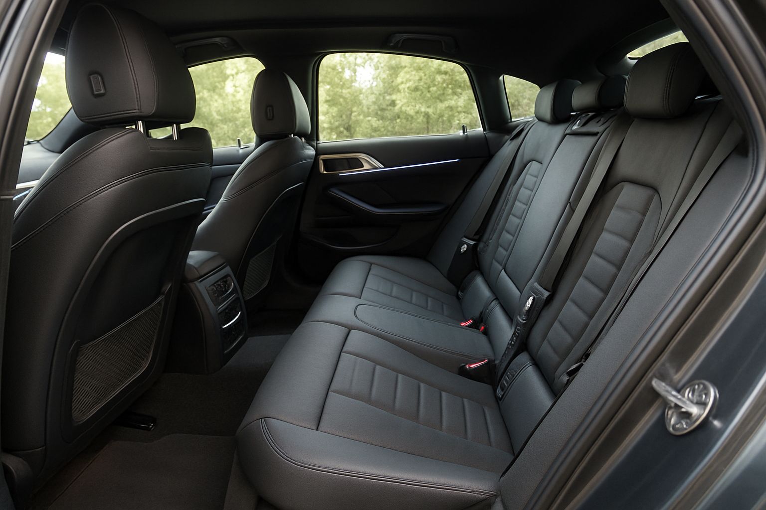 BMW 4-Series (2021 - 2022) 420d MHT M Sport 5dr Step Auto specs